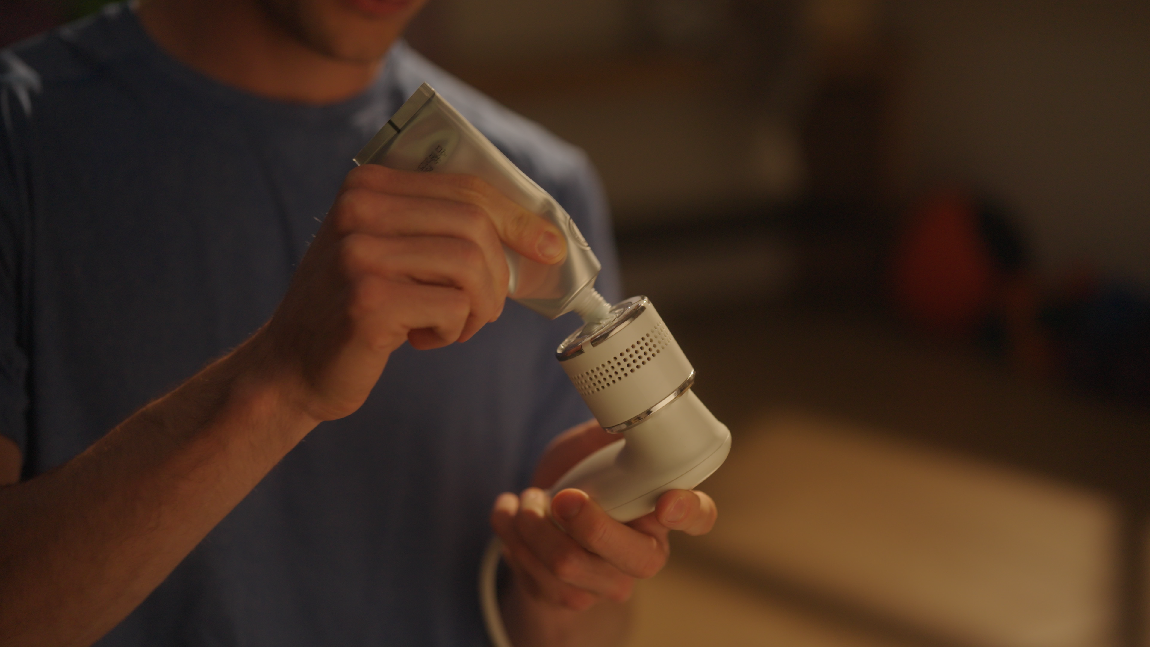How to Use LED Light Therapy at Home? A Comprehensive Guide - DJM Beauty